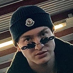 Justin Jordan - Age, Bio, Family | Famous Birthdays