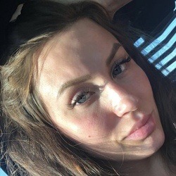 Ashtyn Sommer Joslyn - Age, Bio, Family | Famous Birthdays