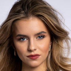 Joyliana - Bio, Family | Famous Birthdays