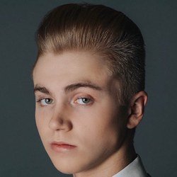 Payton Justice - Age, Bio, Family | Famous Birthdays