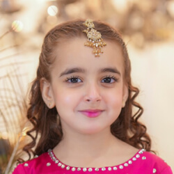 Zartasha Kashif - Age, Bio, Family | Famous Birthdays