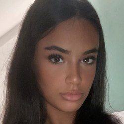 Hope Kelesis - Age, Bio, Family | Famous Birthdays