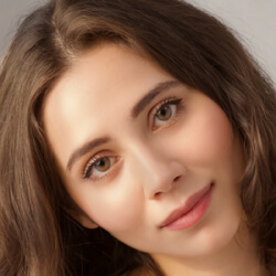 Zahrah S Khan - Age, Bio, Family | Famous Birthdays