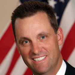Steve Knight - Age, Bio, Family | Famous Birthdays