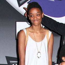 Elmiene - Age, Bio, Family | Famous Birthdays
