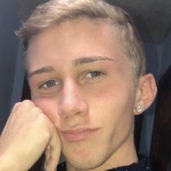 Famous Wyatts | Famous Birthdays
