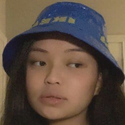 Lyn Lapid - Age, Bio, Family | Famous Birthdays