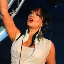 Lisa Lashes - Age, Bio, Family | Famous Birthdays