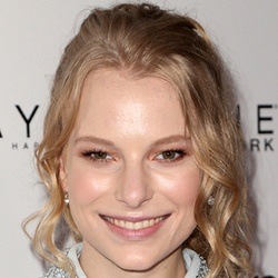 Danielle Lauder - Age, Bio, Family | Famous Birthdays