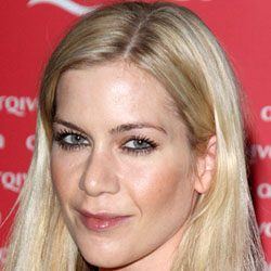 Kate Lawler - Age, Bio, Family | Famous Birthdays