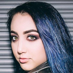 Madison Lawrence - Age, Bio, Family | Famous Birthdays