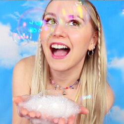 Tara Lee - Age, Bio, Family | Famous Birthdays