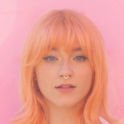Luna Leigh - Age, Bio, Family | Famous Birthdays
