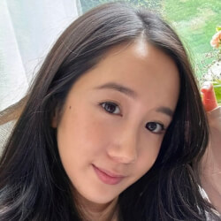 Maisy Leigh - Age, Bio, Family | Famous Birthdays