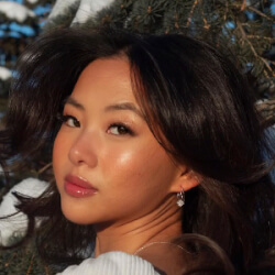 Famous Abigails | Famous Birthdays