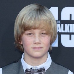 Matt Lintz - Age, Bio, Family | Famous Birthdays