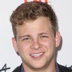 Jonathan Lipnicki - Age, Bio, Family | Famous Birthdays