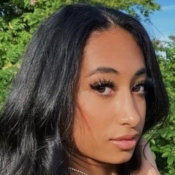 Ava Jean - Age, Bio, Family | Famous Birthdays