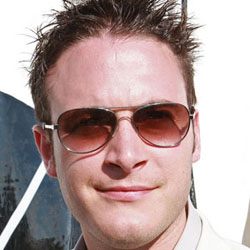Famous Garys | Famous Birthdays