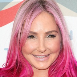 Nikki Lund - Age, Bio, Family | Famous Birthdays