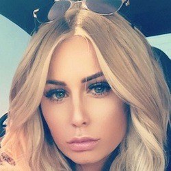 Amanda Lynn - Age, Bio, Family | Famous Birthdays
