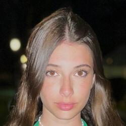Martu Martin - Age, Bio, Family | Famous Birthdays