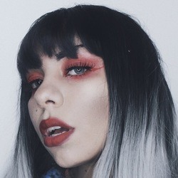 Luna Skye Curiosidades, Familia, Biografía | Famous Birthdays