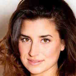 Bryn McAuley - Age, Bio, Family | Famous Birthdays