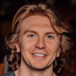 Joe McCartney - Age, Bio, Family | Famous Birthdays
