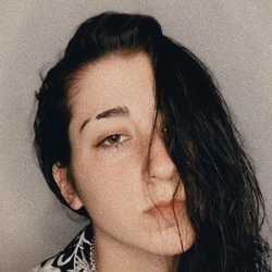 Caleigh McDermott - Age, Bio, Family | Famous Birthdays