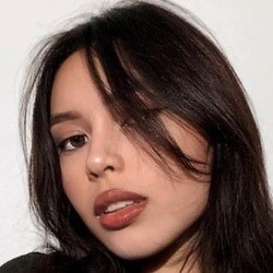 melxble - Age, Bio, Family | Famous Birthdays