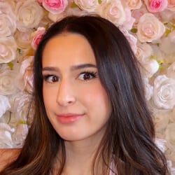 Famous Emilys | Famous Birthdays