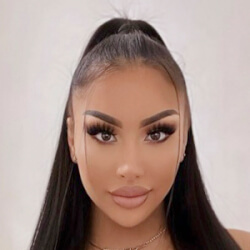 Michelle Kimberlee - Age, Bio, Family | Famous Birthdays