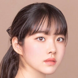 minlee - Age, Bio, Family | Famous Birthdays