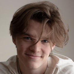 Chris Mowrey - Age, Bio, Family | Famous Birthdays