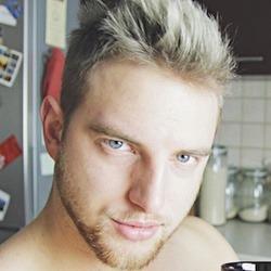 Wiktor Mrozik - Age, Bio, Family | Famous Birthdays