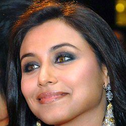 Chahat Tewani - Age, Bio, Family | Famous Birthdays