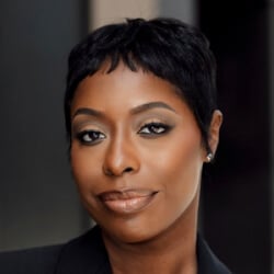 Jenee Naylor - Age, Bio, Family | Famous Birthdays