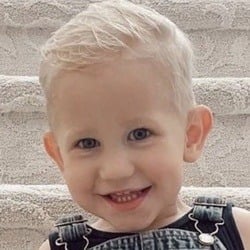 DeLayNee June Nelson - Age, Bio, Family | Famous Birthdays
