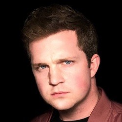 Famous Quinns | Famous Birthdays