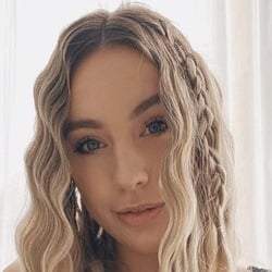 Kalyn Nicholson - Age, Bio, Family | Famous Birthdays