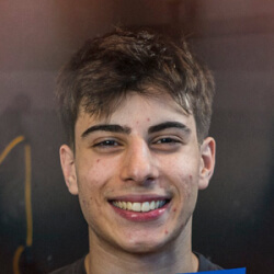 nimu_km - Age, Bio, Family | Famous Birthdays