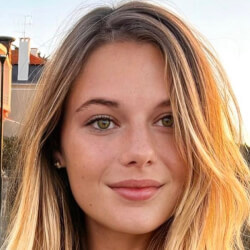 nolwenn_dls - Age, Bio, Family | Famous Birthdays