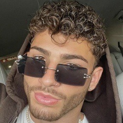 Kaleb Austin - Age, Bio, Family | Famous Birthdays