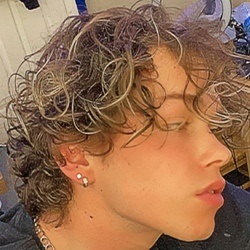Baylee Adami - Age, Bio, Family | Famous Birthdays