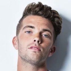 Casey Lee Overby - Age, Bio, Family | Famous Birthdays