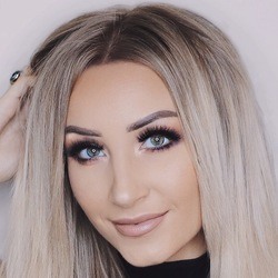 Leanna Amiree Palmer - Age, Bio, Family | Famous Birthdays