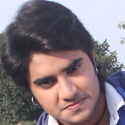 Pradeep Pandey - Age, Bio, Family | Famous Birthdays