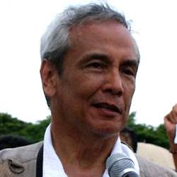 Jim Paredes - Age, Bio, Family | Famous Birthdays