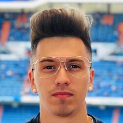 Pato Viral - Edad, Familia, Biografía | Famous Birthdays